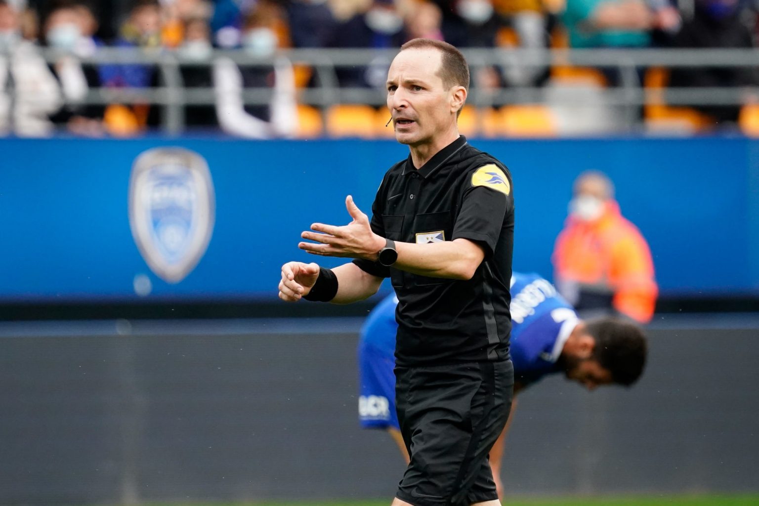 US Revel/PSG - Batta arbitre du match, peu de cartons et de penaltys